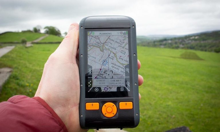Comment choisir un bon GPS de randonnée ? – Gps pas cher